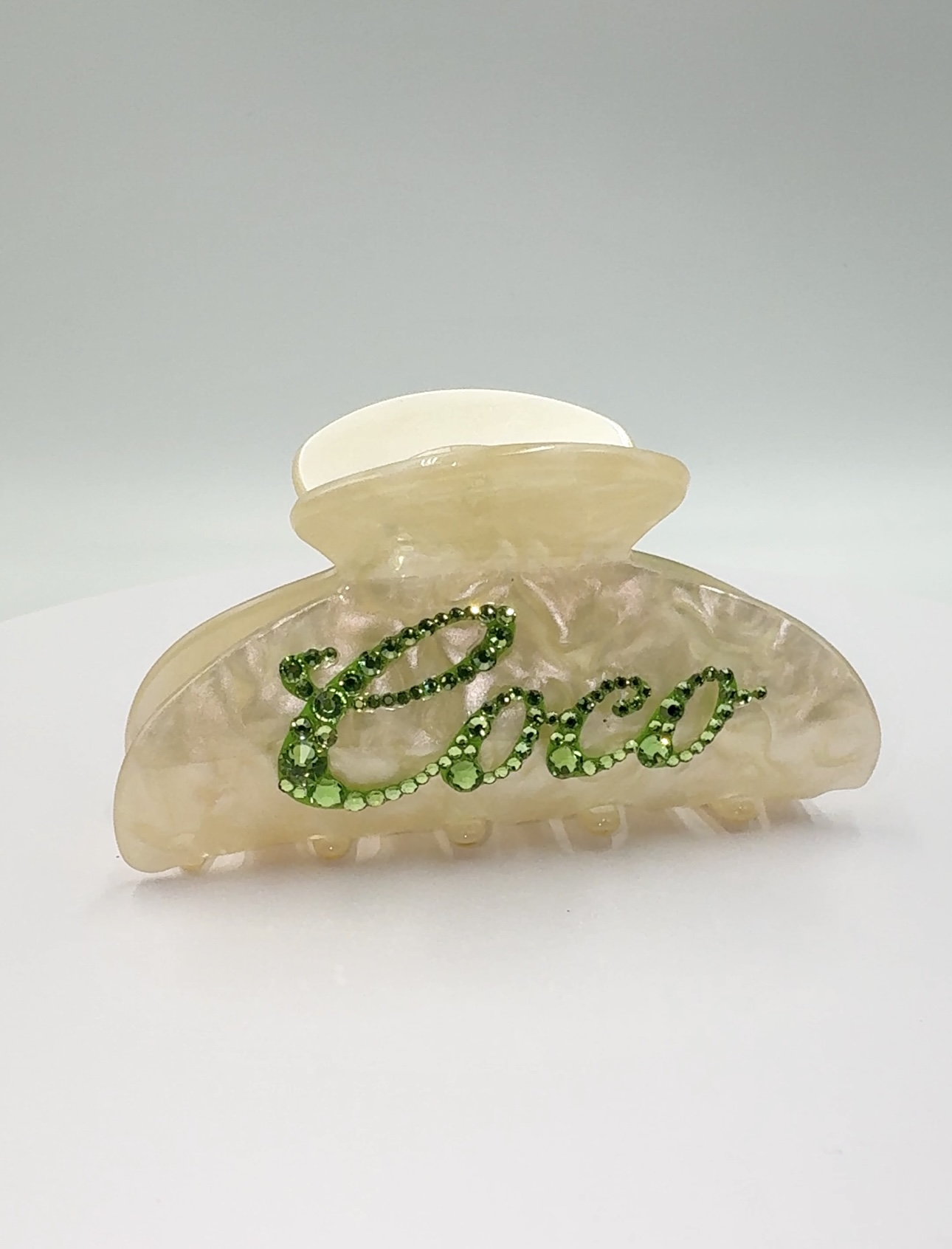 Beige Hair clip – Small size | DxBling